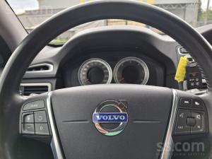 Pelēks Volvo XC70 2011 Rīga, ar dzinēja tilpumu 2.40 L un nobraukumu 0 tūkst. km par 7695 €, foto 18 vietnē AUTOMOTO.COM.LV