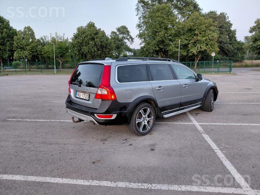 Pelēks Volvo XC70 2011 Rīga, ar dzinēja tilpumu 2.40 L un nobraukumu 399 tūkst. km par 7200 €, foto 3 vietnē AUTOMOTO.COM.LV
