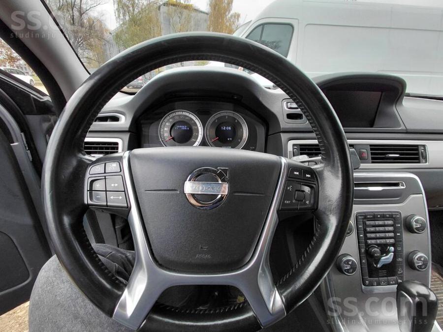 Pelēks Volvo XC70 2011 Rīga, ar dzinēja tilpumu 2.40 L un nobraukumu 399 tūkst. km par 7200 €, foto 11 vietnē AUTOMOTO.COM.LV
