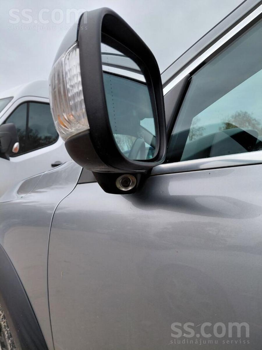 Pelēks Volvo XC70 2011 Rīga, ar dzinēja tilpumu 2.40 L un nobraukumu 399 tūkst. km par 7200 €, foto 13 vietnē AUTOMOTO.COM.LV