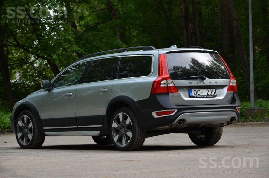 Pelēks Volvo XC70 2012 Rīga, ar dzinēja tilpumu 2.40 L un nobraukumu 0 tūkst. km par 10390 €, foto 5 vietnē AUTOMOTO.COM.LV