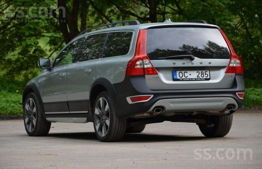 Pelēks Volvo XC70 2012 Rīga, ar dzinēja tilpumu 2.40 L un nobraukumu 0 tūkst. km par 10390 €, foto 6 vietnē AUTOMOTO.COM.LV