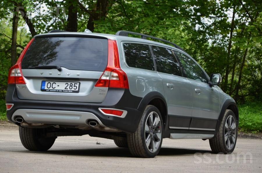 Pelēks Volvo XC70 2012 Rīga, ar dzinēja tilpumu 2.40 L un nobraukumu 0 tūkst. km par 10390 €, foto 8 vietnē AUTOMOTO.COM.LV