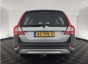 Grey Volvo XC70 2012 in Jonava, with an engine capacity of 1.98 L and mileage of 410 thousand km for 8200 €, photo 5 on AUTOMOTO.COM.LV