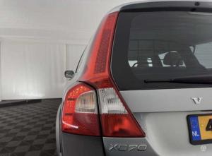 Grey Volvo XC70 2012 in Jonava, with an engine capacity of 1.98 L and mileage of 410 thousand km for 8200 €, photo 9 on AUTOMOTO.COM.LV