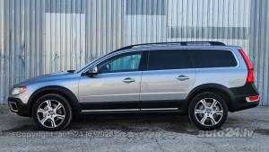 Pelēks Volvo XC70 2012 Tallina, ar dzinēja tilpumu 2.40 L un nobraukumu 213 tūkst. km par 9990 €, foto 6 vietnē AUTOMOTO.COM.LV