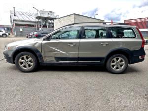 Pelēks Volvo XC70 2012 Rīga, ar dzinēja tilpumu 2.40 L un nobraukumu 250 tūkst. km par 3900 €, foto 6 vietnē AUTOMOTO.COM.LV