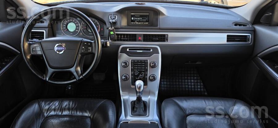 Pelēks Volvo XC70 2012 Rēzekne, ar dzinēja tilpumu 2.00 L un nobraukumu 0 tūkst. km par 7800 €, foto 13 vietnē AUTOMOTO.COM.LV