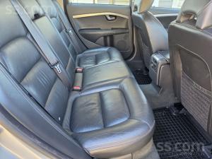 Pelēks Volvo XC70 2012 Rēzekne, ar dzinēja tilpumu 2.00 L un nobraukumu 0 tūkst. km par 7800 €, foto 22 vietnē AUTOMOTO.COM.LV