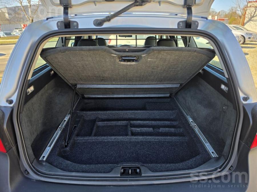 Pelēks Volvo XC70 2012 Rēzekne, ar dzinēja tilpumu 2.00 L un nobraukumu 0 tūkst. km par 7800 €, foto 28 vietnē AUTOMOTO.COM.LV