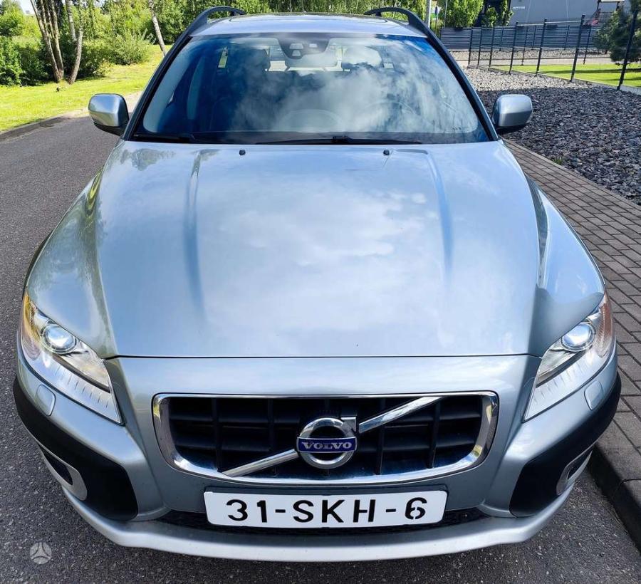 Pelēks Volvo XC70 2012 Kauņa, ar dzinēja tilpumu 1.98 L un nobraukumu 280 tūkst. km par 8345 €, foto 3 vietnē AUTOMOTO.COM.LV