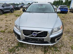 Pelēks Volvo XC70 2012 Tartu, ar dzinēja tilpumu 2.40 L un nobraukumu 227 tūkst. km par 8990 €, foto 3 vietnē AUTOMOTO.COM.LV