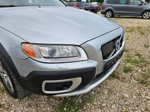 Pelēks Volvo XC70 2012 Tartu, ar dzinēja tilpumu 2.40 L un nobraukumu 227 tūkst. km par 8990 €, foto 17 vietnē AUTOMOTO.COM.LV