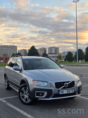 Pelēks Volvo XC70 2012 Rīga, ar dzinēja tilpumu 2.40 L un nobraukumu 258 tūkst. km par 9600 €, foto 3 vietnē AUTOMOTO.COM.LV
