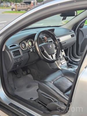 Pelēks Volvo XC70 2012 Rīga, ar dzinēja tilpumu 2.40 L un nobraukumu 258 tūkst. km par 9600 €, foto 11 vietnē AUTOMOTO.COM.LV