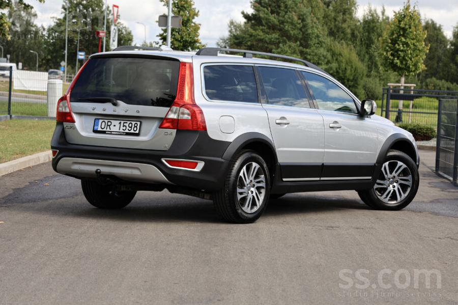 Pelēks Volvo XC70 2012 Jelgava, ar dzinēja tilpumu 2.00 L un nobraukumu 0 tūkst. km par 10450 €, foto 5 vietnē AUTOMOTO.COM.LV