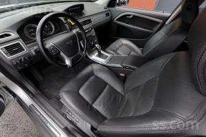 Pelēks Volvo XC70 2012 Jelgava, ar dzinēja tilpumu 2.00 L un nobraukumu 0 tūkst. km par 10450 €, foto 9 vietnē AUTOMOTO.COM.LV