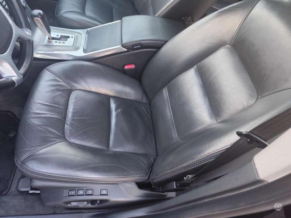 Pelēks Volvo XC70 2012 Kauņa, ar dzinēja tilpumu 1.98 L un nobraukumu 280 tūkst. km par 7999 €, foto 9 vietnē AUTOMOTO.COM.LV