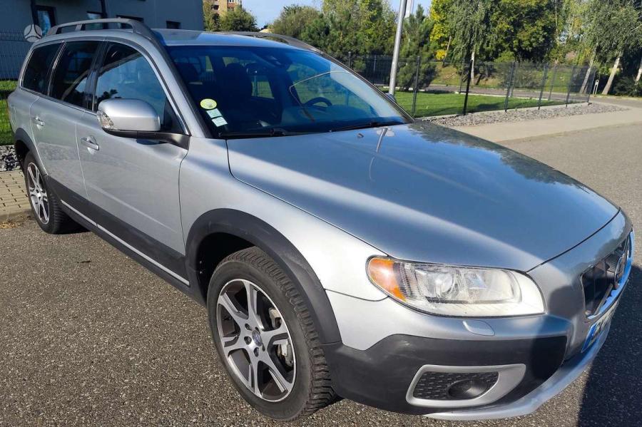 Pelēks Volvo XC70 2012 Kauņa, ar dzinēja tilpumu 2.40 L un nobraukumu 248 tūkst. km par 8650 €, foto 5 vietnē AUTOMOTO.COM.LV