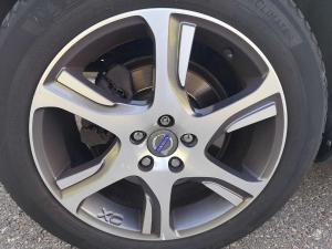 Pelēks Volvo XC70 2012 Kauņa, ar dzinēja tilpumu 2.40 L un nobraukumu 248 tūkst. km par 8650 €, foto 22 vietnē AUTOMOTO.COM.LV
