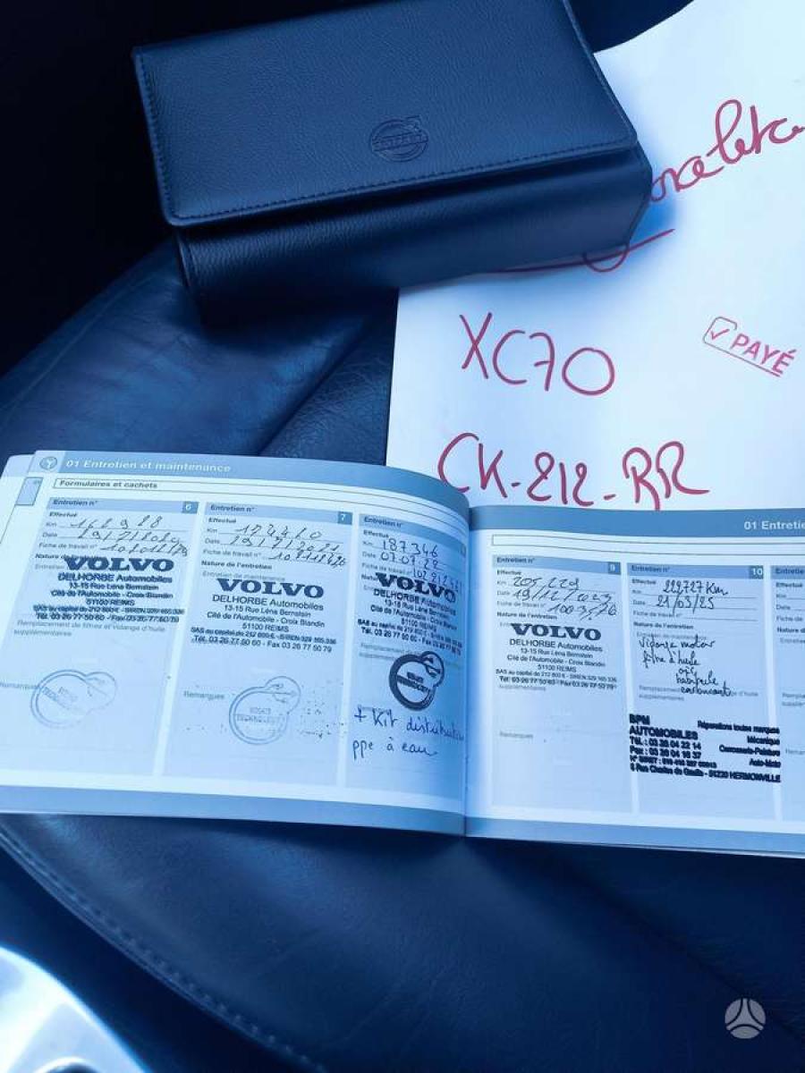 Pelēks Volvo XC70 2012 Kauņa, ar dzinēja tilpumu 2.40 L un nobraukumu 248 tūkst. km par 8650 €, foto 26 vietnē AUTOMOTO.COM.LV