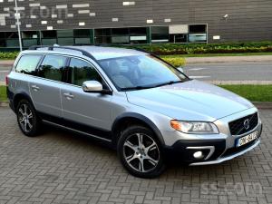 Pelēks Volvo XC70 2013 Jelgava, ar dzinēja tilpumu 2.40 L un nobraukumu 286 tūkst. km par 9990 €, foto 3 vietnē AUTOMOTO.COM.LV