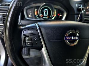 Pelēks Volvo XC70 2013 Jelgava, ar dzinēja tilpumu 2.40 L un nobraukumu 286 tūkst. km par 9990 €, foto 22 vietnē AUTOMOTO.COM.LV