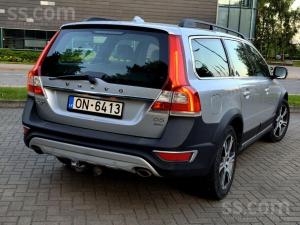 Pelēks Volvo XC70 2013 Jelgava, ar dzinēja tilpumu 2.40 L un nobraukumu 286 tūkst. km par 9990 €, foto 34 vietnē AUTOMOTO.COM.LV