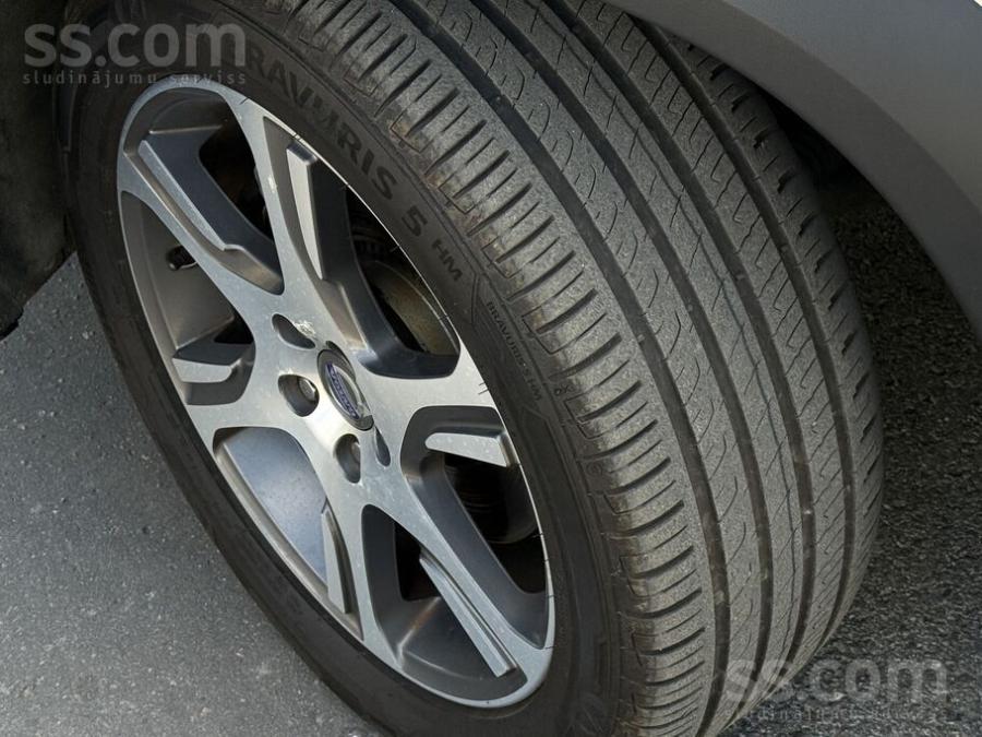 Pelēks Volvo XC70 2013 Jūrmala, ar dzinēja tilpumu 2.00 L un nobraukumu 0 tūkst. km par 7250 €, foto 5 vietnē AUTOMOTO.COM.LV