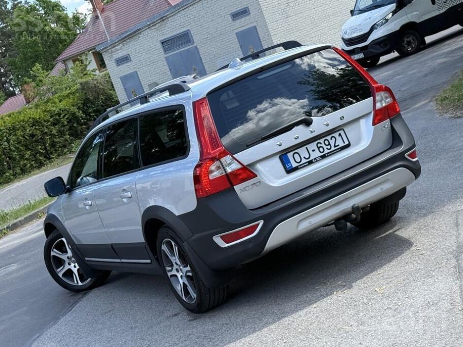Pelēks Volvo XC70 2013 Jūrmala, ar dzinēja tilpumu 2.00 L un nobraukumu 0 tūkst. km par 7250 €, foto 14 vietnē AUTOMOTO.COM.LV