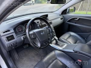 Pelēks Volvo XC70 2013 Jūrmala, ar dzinēja tilpumu 2.00 L un nobraukumu 0 tūkst. km par 7250 €, foto 25 vietnē AUTOMOTO.COM.LV