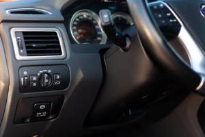 Pelēks Volvo XC70 2013 Rīga, ar dzinēja tilpumu 2.40 L un nobraukumu 330 tūkst. km par 10995 €, foto 30 vietnē AUTOMOTO.COM.LV