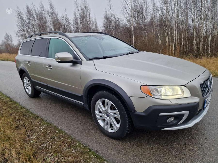 Pelēks Volvo XC70 2014 Šauļi, ar dzinēja tilpumu 1.97 L un nobraukumu 314 tūkst. km par 8700 €, foto 4 vietnē AUTOMOTO.COM.LV