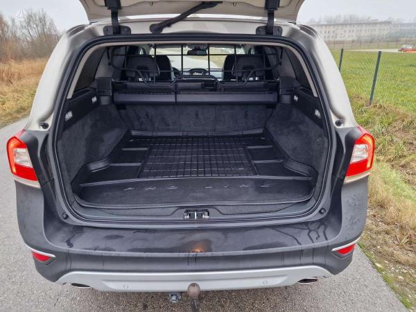 Pelēks Volvo XC70 2014 Šauļi, ar dzinēja tilpumu 1.97 L un nobraukumu 314 tūkst. km par 8700 €, foto 7 vietnē AUTOMOTO.COM.LV