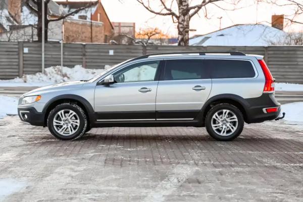 Pelēks Volvo XC70 2014 Jelgava, ar dzinēja tilpumu 2.00 L un nobraukumu 254 tūkst. km par 10000 €, foto 8 vietnē AUTOMOTO.COM.LV