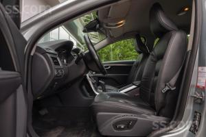 Pelēks Volvo XC70 2014 Rīga, ar dzinēja tilpumu 2.40 L un nobraukumu 263 tūkst. km par 9995 €, foto 12 vietnē AUTOMOTO.COM.LV