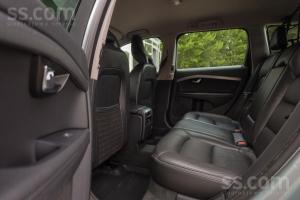 Pelēks Volvo XC70 2014 Rīga, ar dzinēja tilpumu 2.40 L un nobraukumu 263 tūkst. km par 9995 €, foto 16 vietnē AUTOMOTO.COM.LV
