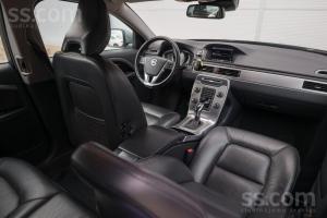 Pelēks Volvo XC70 2014 Rīga, ar dzinēja tilpumu 2.40 L un nobraukumu 263 tūkst. km par 9995 €, foto 20 vietnē AUTOMOTO.COM.LV