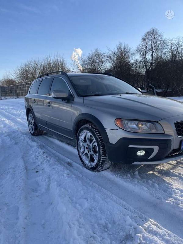 Pelēks Volvo XC70 2015 Kauņa, ar dzinēja tilpumu 2.95 L un nobraukumu 221 tūkst. km par 9200 €, foto 3 vietnē AUTOMOTO.COM.LV