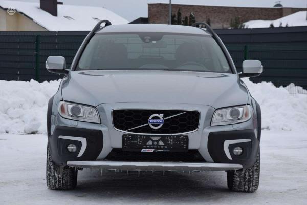 Pelēks Volvo XC70 2015 Viļņa, ar dzinēja tilpumu 1.97 L un nobraukumu 338 tūkst. km par 10600 €, foto 2 vietnē AUTOMOTO.COM.LV