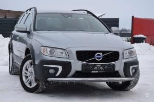 Grey Volvo XC70 2015 in Vilnius, with an engine capacity of 1.97 L and mileage of 338 thousand km for 10600 €, photo 3 on AUTOMOTO.COM.LV
