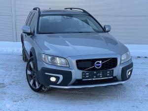 Grey Volvo XC70 2015 in Utena, with an engine capacity of 2.40 L and mileage of 299 thousand km for 12950 €, photo 2 on AUTOMOTO.COM.LV