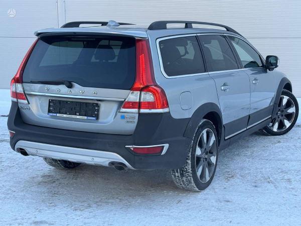 Pelēks Volvo XC70 2015 Utena, ar dzinēja tilpumu 2.40 L un nobraukumu 299 tūkst. km par 12950 €, foto 5 vietnē AUTOMOTO.COM.LV