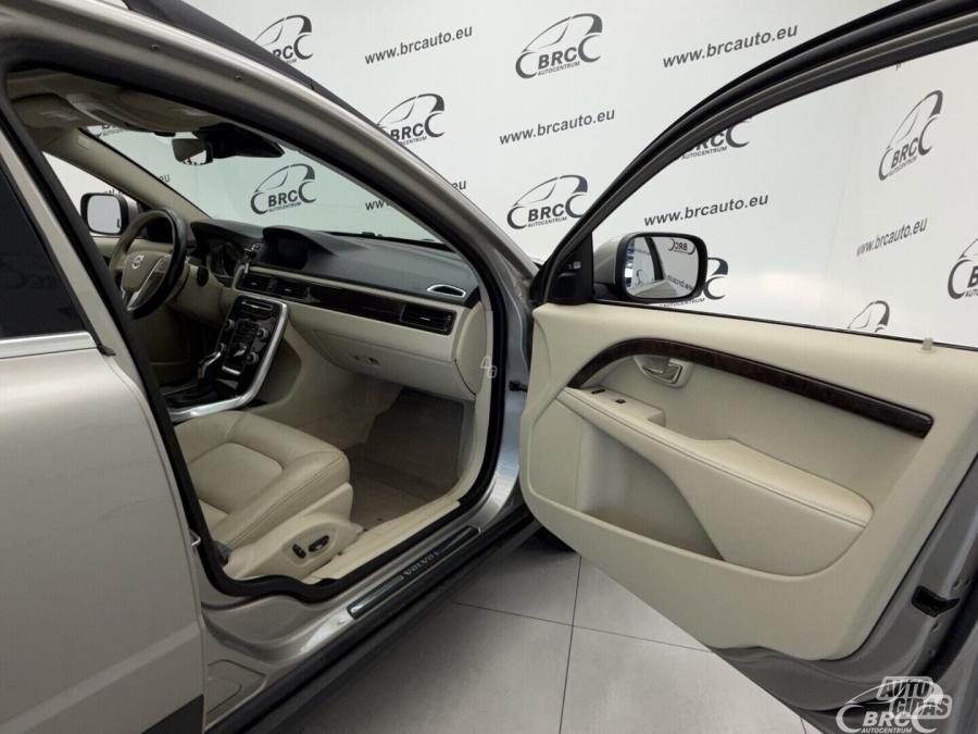 Серый Вольво ХС70 2015 в Авиженяй, объемом двигателя 3.00 л и пробегом 0 тыс. км за 12700 €, фото 9 на AUTOMOTO.COM.LV