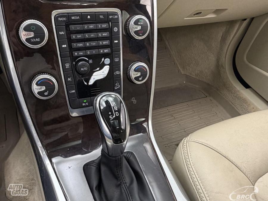 Серый Вольво ХС70 2015 в Авиженяй, объемом двигателя 3.00 л и пробегом 0 тыс. км за 12700 €, фото 25 на AUTOMOTO.COM.LV