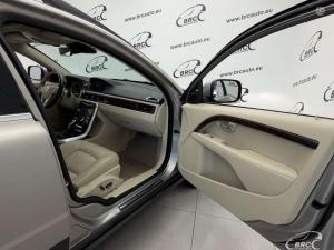 Pelēks Volvo XC70 2015 Viļņa, ar dzinēja tilpumu 2.95 L un nobraukumu 0 tūkst. km par 12700 €, foto 10 vietnē AUTOMOTO.COM.LV