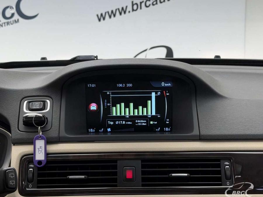 Pelēks Volvo XC70 2015 Viļņa, ar dzinēja tilpumu 2.95 L un nobraukumu 0 tūkst. km par 12700 €, foto 17 vietnē AUTOMOTO.COM.LV