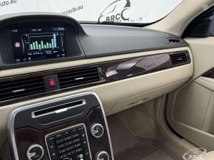 Pelēks Volvo XC70 2015 Viļņa, ar dzinēja tilpumu 2.95 L un nobraukumu 0 tūkst. km par 12700 €, foto 27 vietnē AUTOMOTO.COM.LV