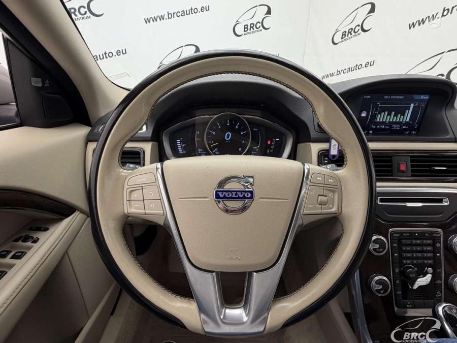 Pelēks Volvo XC70 2015 Viļņa, ar dzinēja tilpumu 2.95 L un nobraukumu 0 tūkst. km par 12700 €, foto 28 vietnē AUTOMOTO.COM.LV