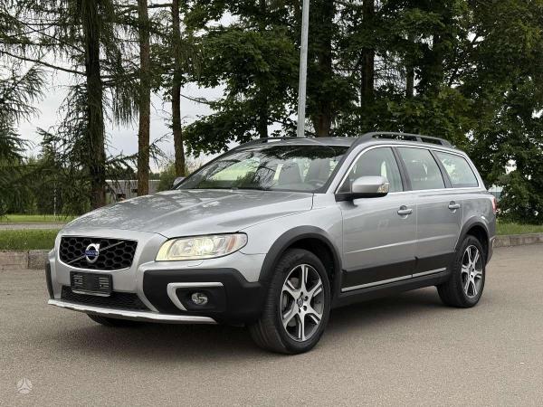Grey Volvo XC70 2015 in Panevezys, with an engine capacity of 1.97 L and mileage of 215 thousand km for 10500 €, photo 5 on AUTOMOTO.COM.LV